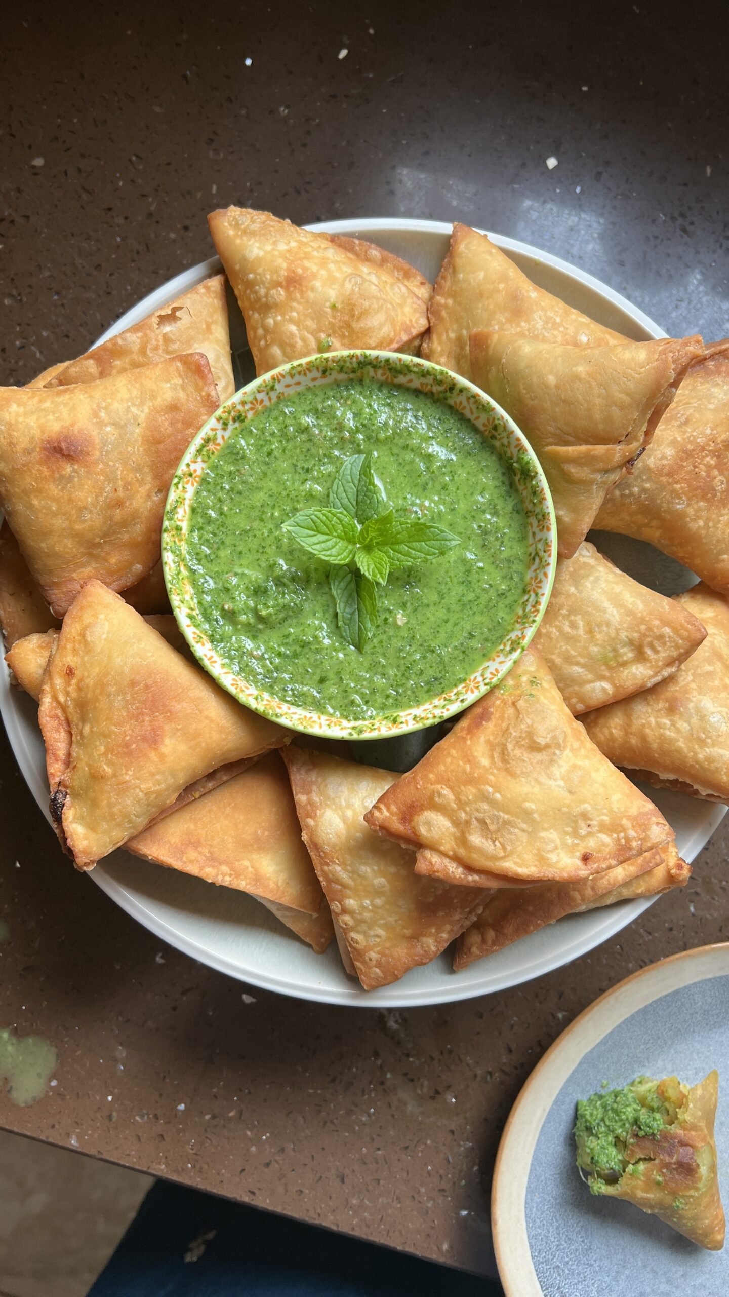 Vegetarain Gujarati Samosas – Seema Pankhania